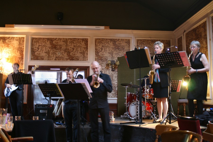 Balham bowling club – group 4b y – Junction Jazz